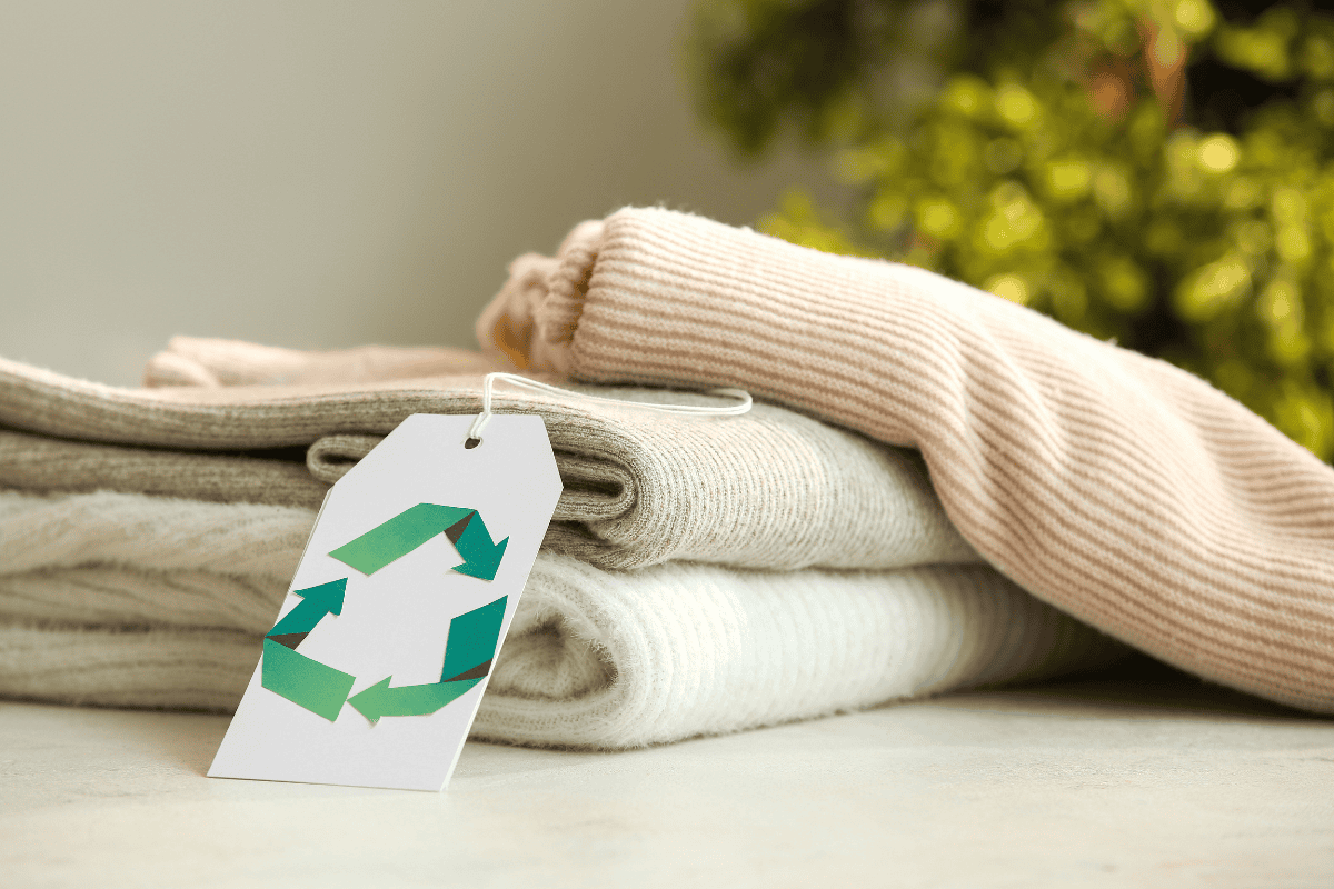 Textile Recycling Guide: How To Recycle Fabrics, Clothing, And Waste ...